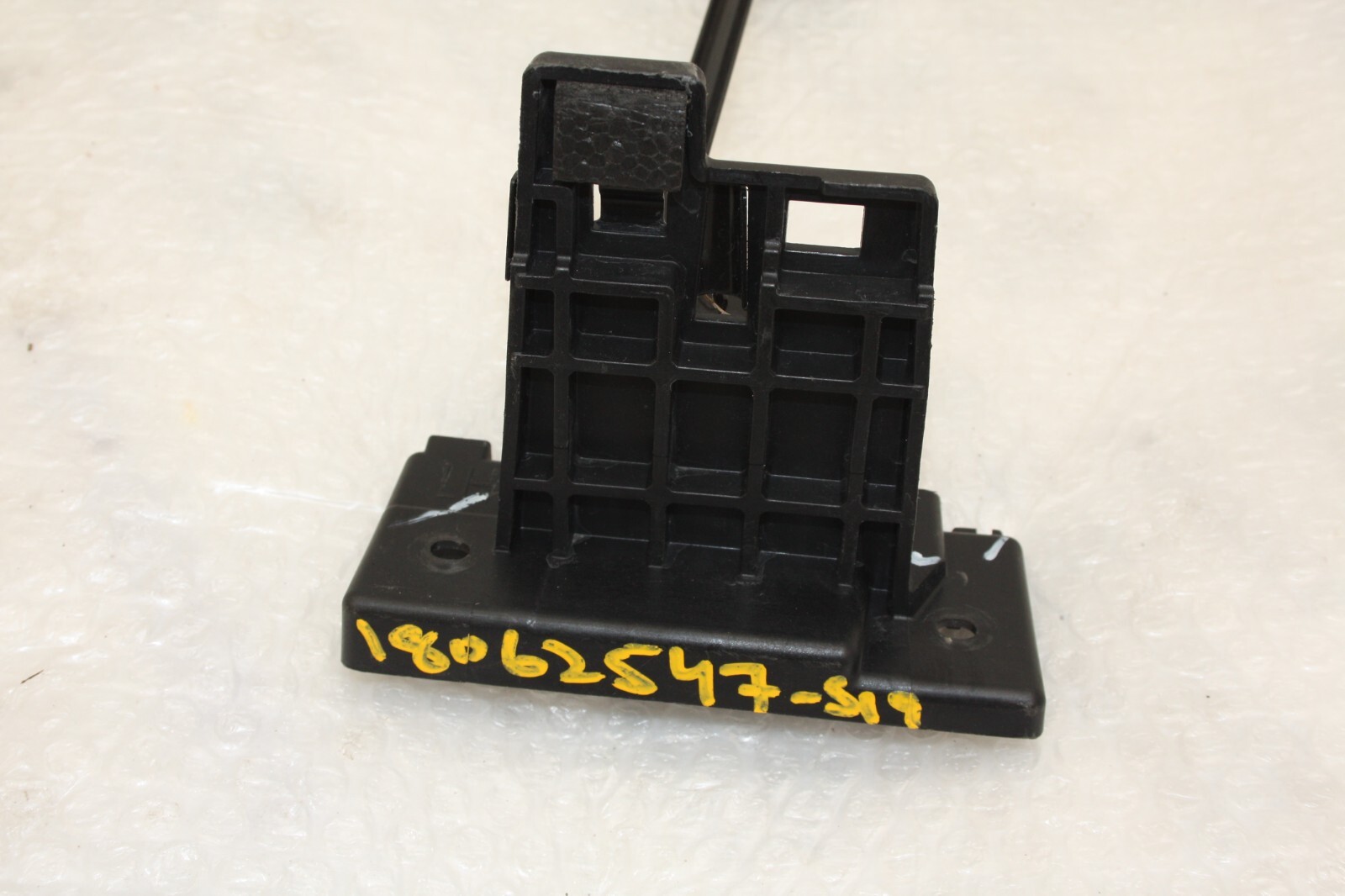 Kia Sportage Front Left Radiator Support Bracket 2022 ON 86357-R2000 ...