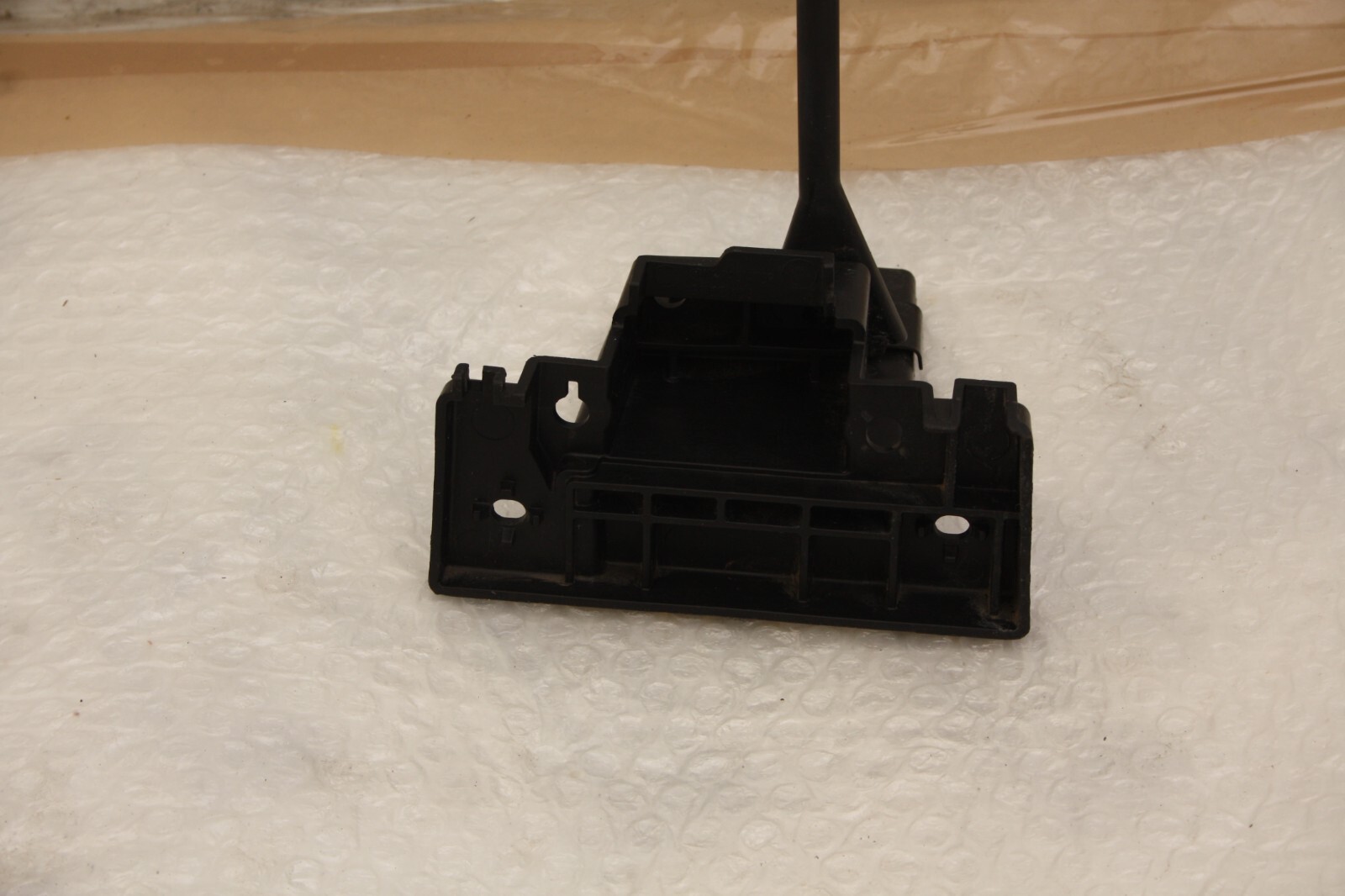 Kia Sportage Front Left Radiator Support Bracket 2022 ON 86357-R2000 ...
