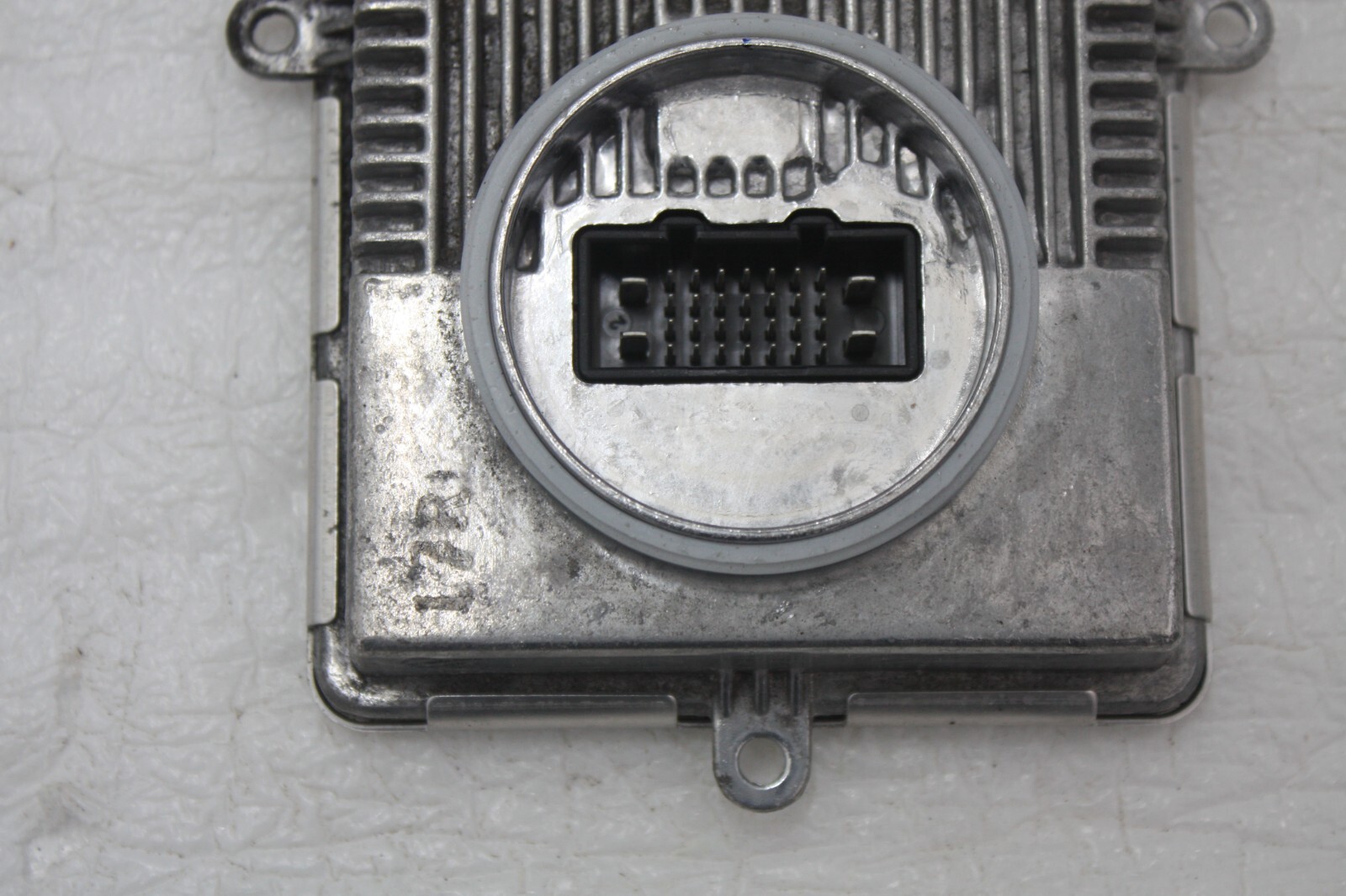 MG HS Control Unit Headlight Module P00107600 Genuine - Bumpershop UK