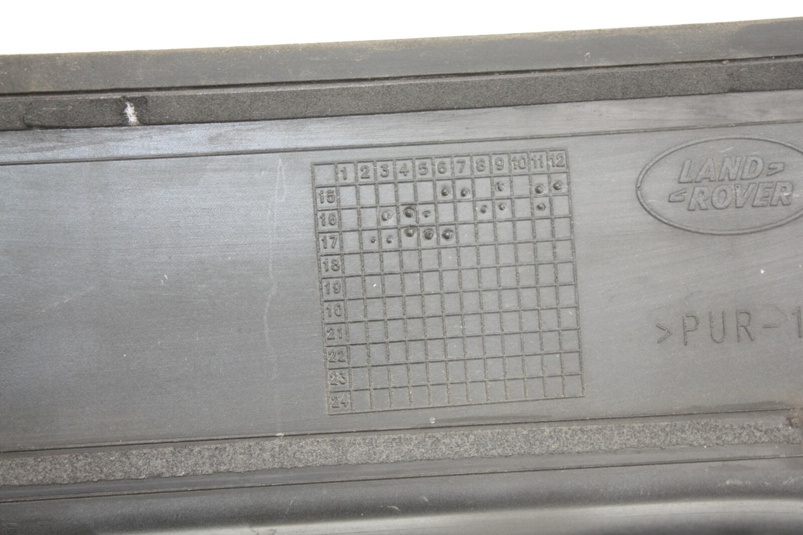 Range Rover Discovery Rear Number Plate Section 2017 ON HY3M-13418-AB ...