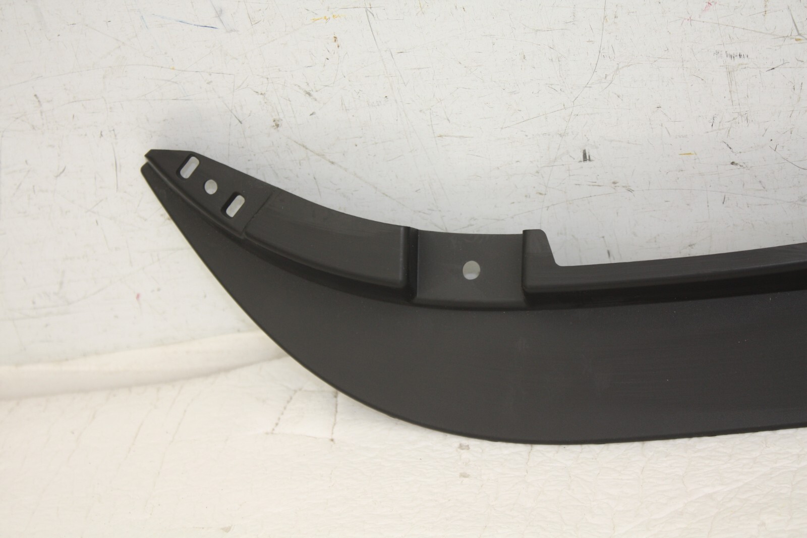 Land Rover Defender Front Bumper Right Side Trim 2020 ON L8B2-17F017-A ...