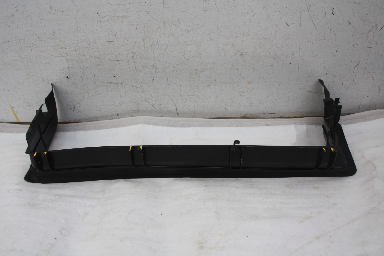 Skoda Superb B8 Front Lower Air Guide 2015 TO 2019 3V0121295B Genuine ...