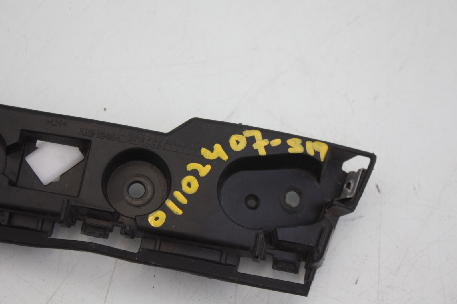 Ford Puma MK2 Rear Bumper Left Side Bracket 2020 TO 2024 L1TB-17A882-A ...