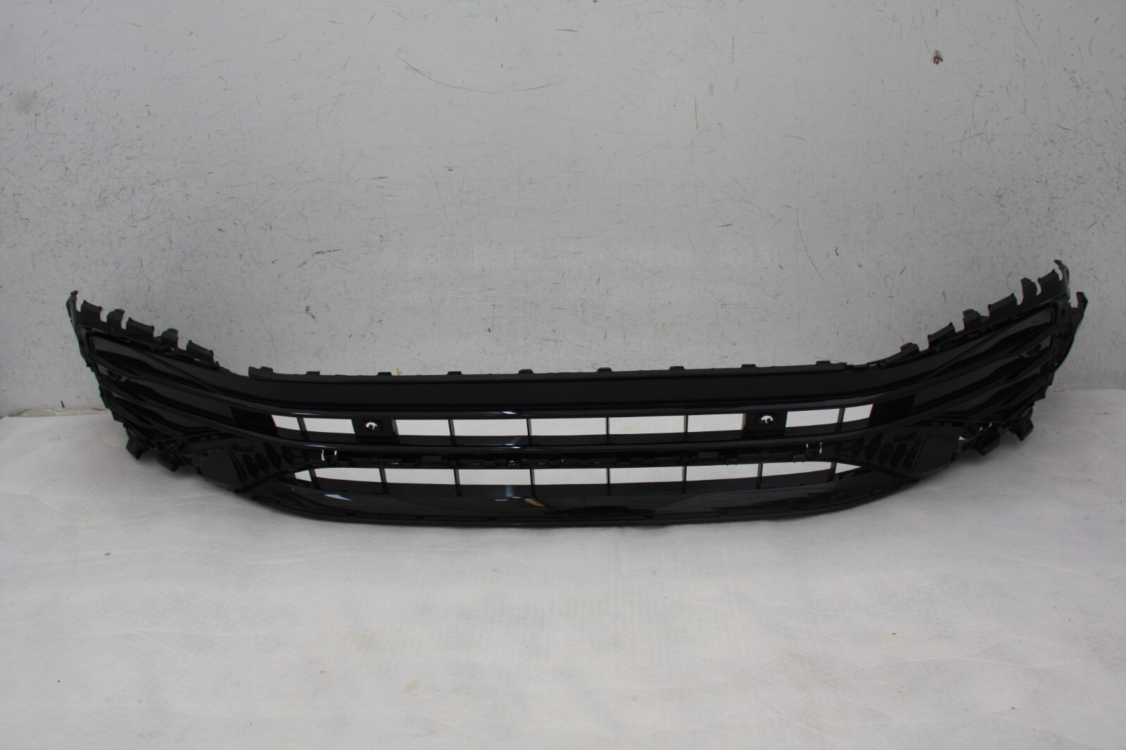 VW Tiguan R Line Front Bumper Lower Section 2020 TO 2024 5NA853677Q ...