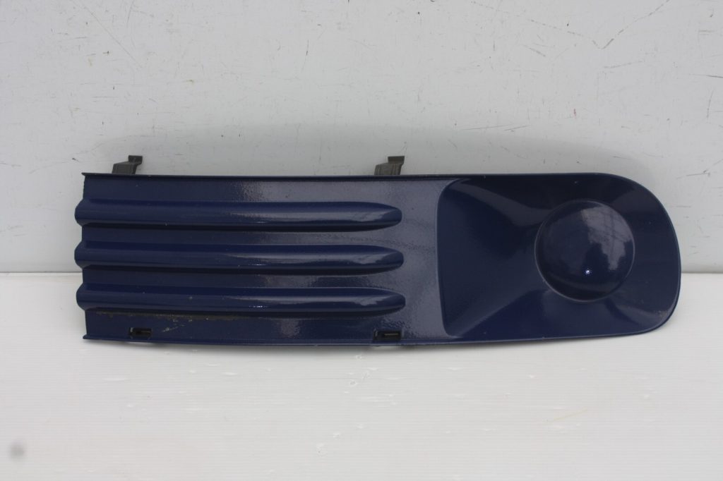 VW Transporter Front Bumper Right Grill Trim 2004 to 2009 7H0807490C ...