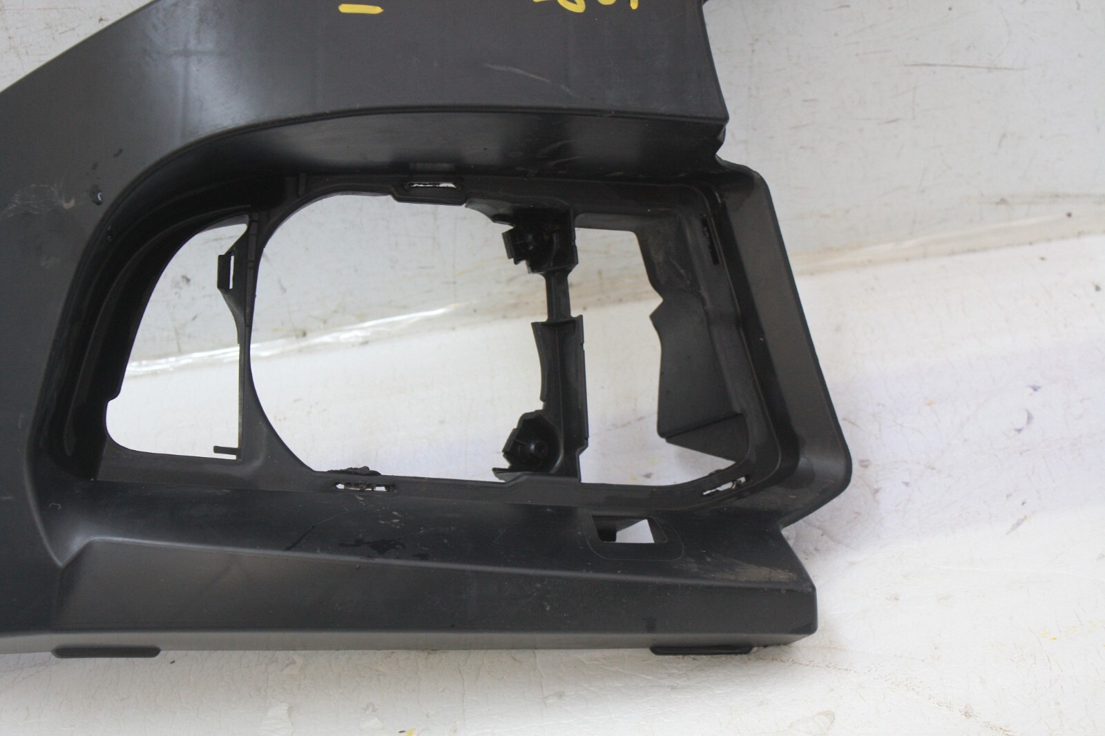 BMW 5 Series F10 F11 LCI M Sport Front Bumper Right Bracket 13-17 ...