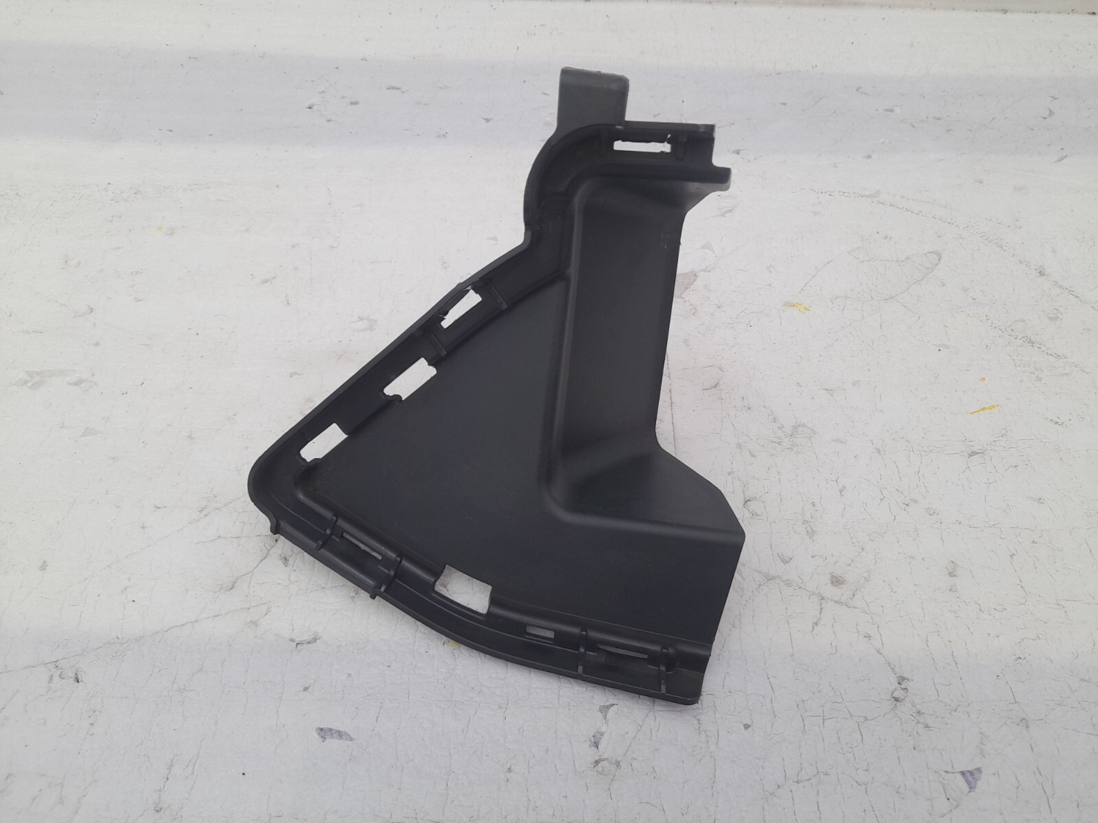 Cupra Born Front Bumper Left Trim Bracket 2022 ON 10E853949C Genuine ...