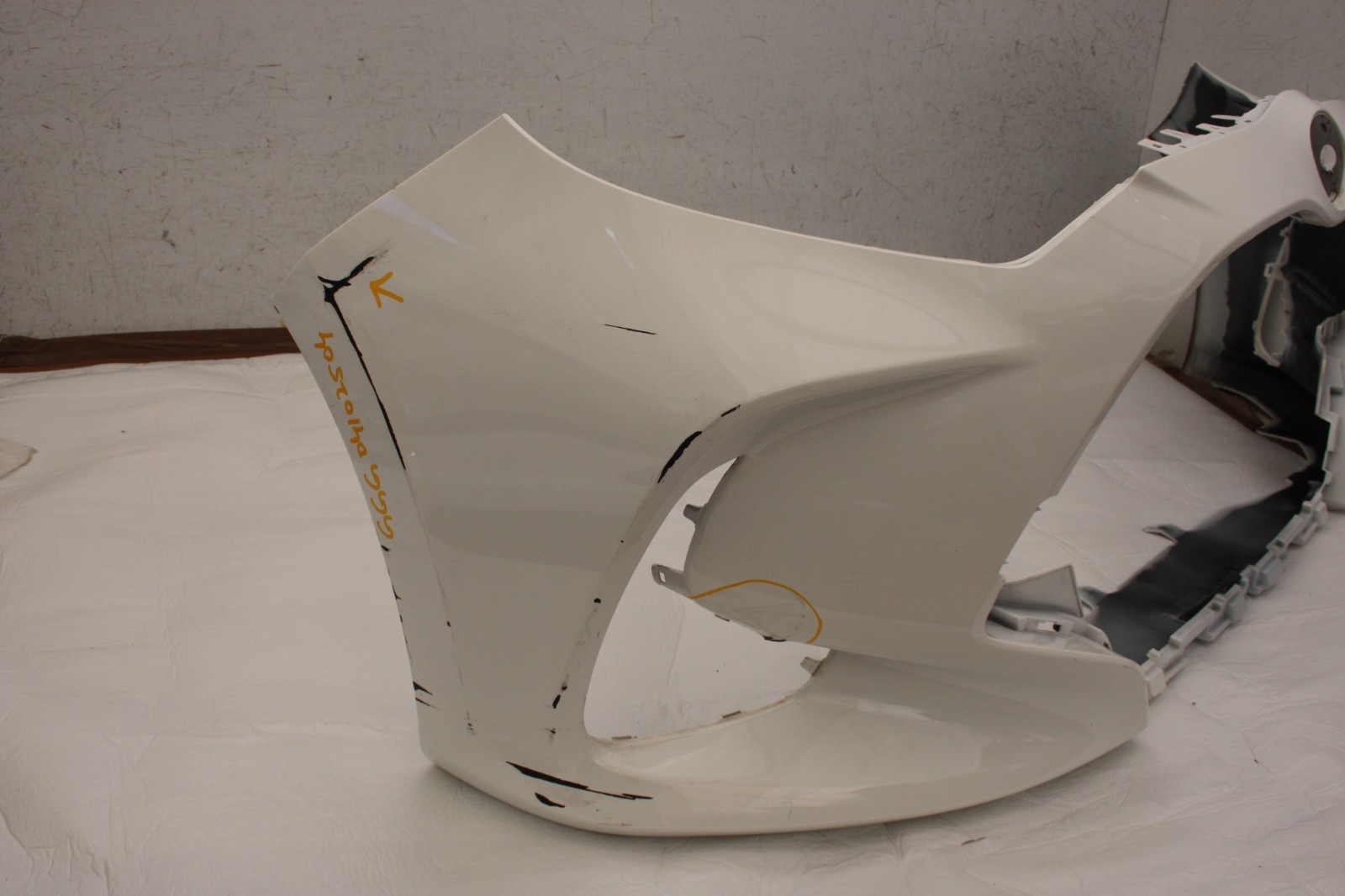 Toyota Yaris Front Bumper 2020 ON Genuine *DAMAGED* - Bumpershop UK