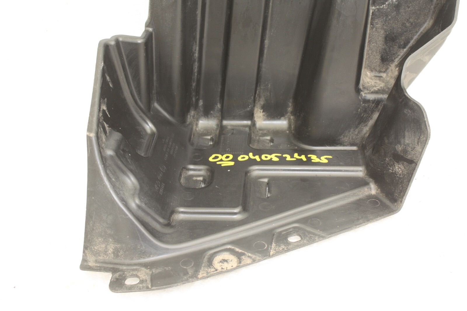 Hyundai Santa Fe Rear Bumper Left Under Tray 86695-2W000 Genuine ...