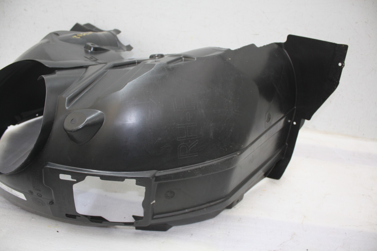 Mercedes Vito Class W447 Front Right Splash Guard 2015 ON A4476841901 ...