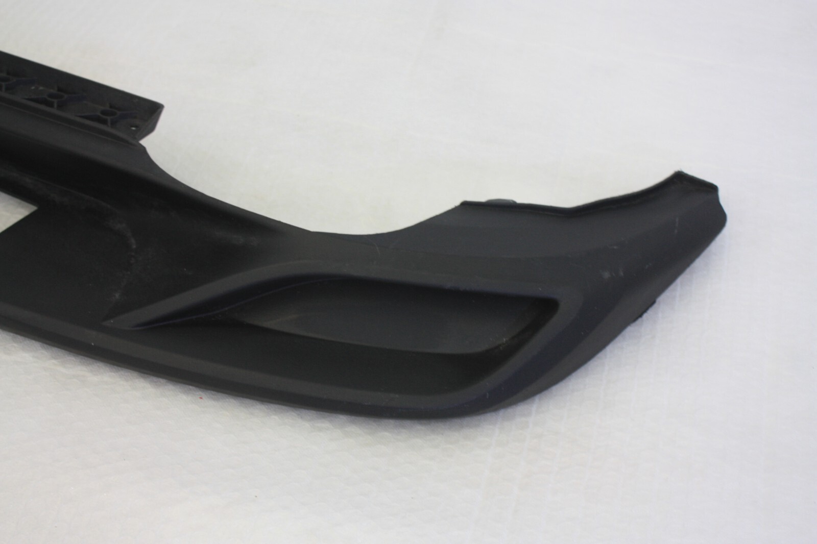 VW Golf Rear Bumper Diffuser 2020 TO 2024 5H9807568 Genuine - Bumpershop UK