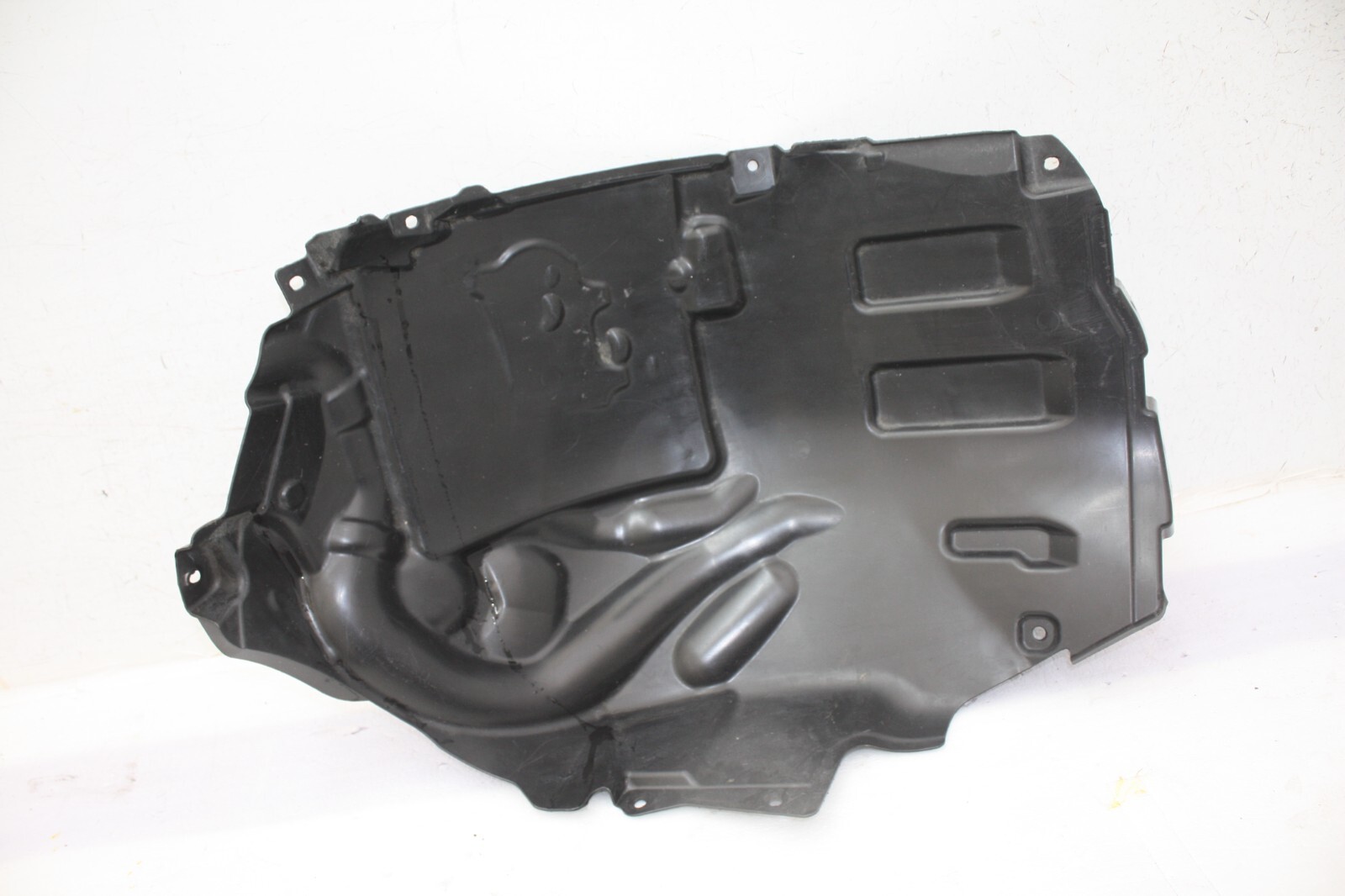 Mercedes C Class W206 Front Right Wheel Liner Splash Guard 2022 ON ...